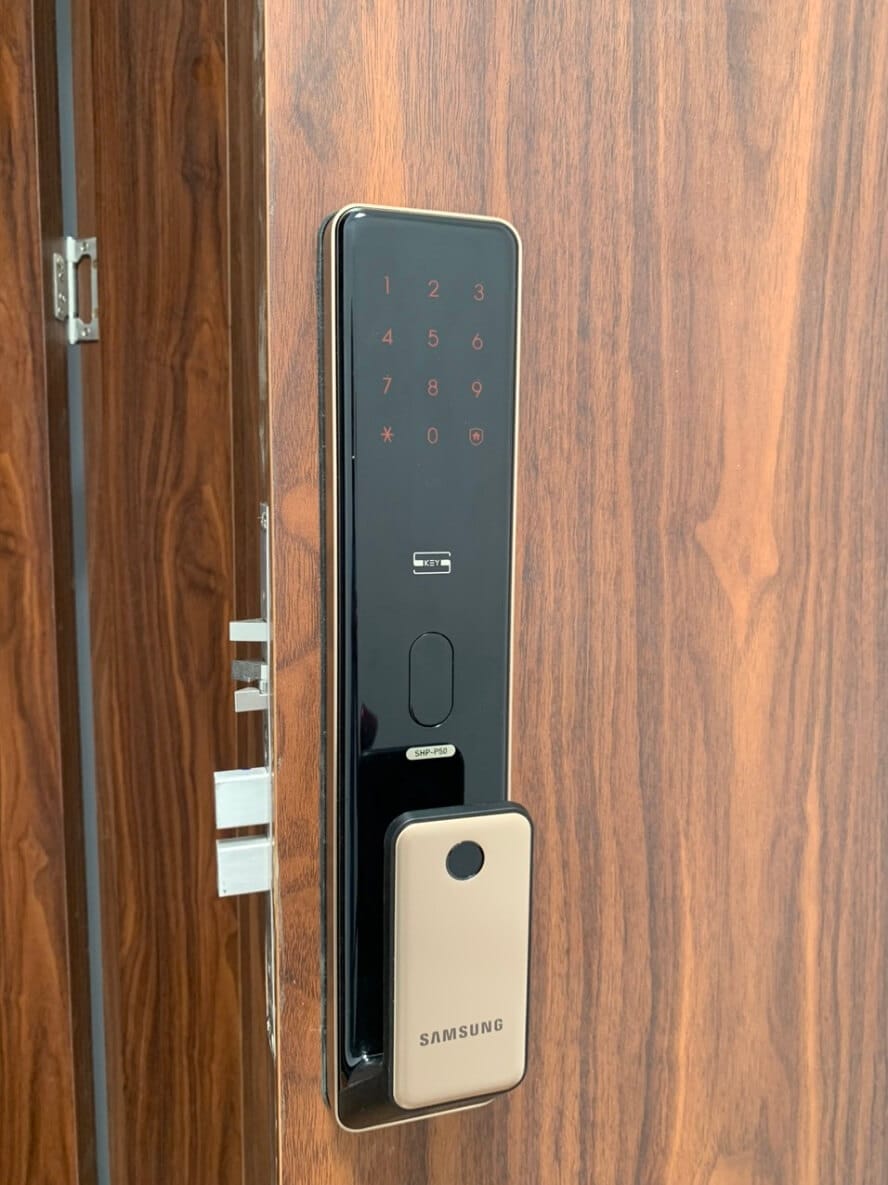 Khóa cửa samsung P50 - KTG VIỆT NAM
